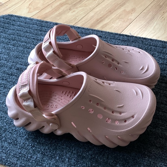 CROCS | Shoes | Crocs Echo Clog Sandals Unisex M4w6 | Poshmark